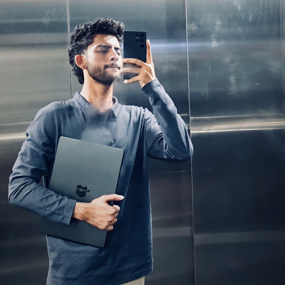 Dinitha Wickramasinghe | AI/ML Engineer, Web & Software Developer